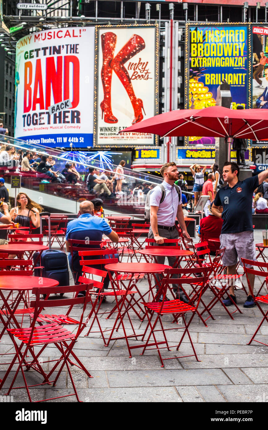New york city ads billboard billboards advertising hi-res stock ...