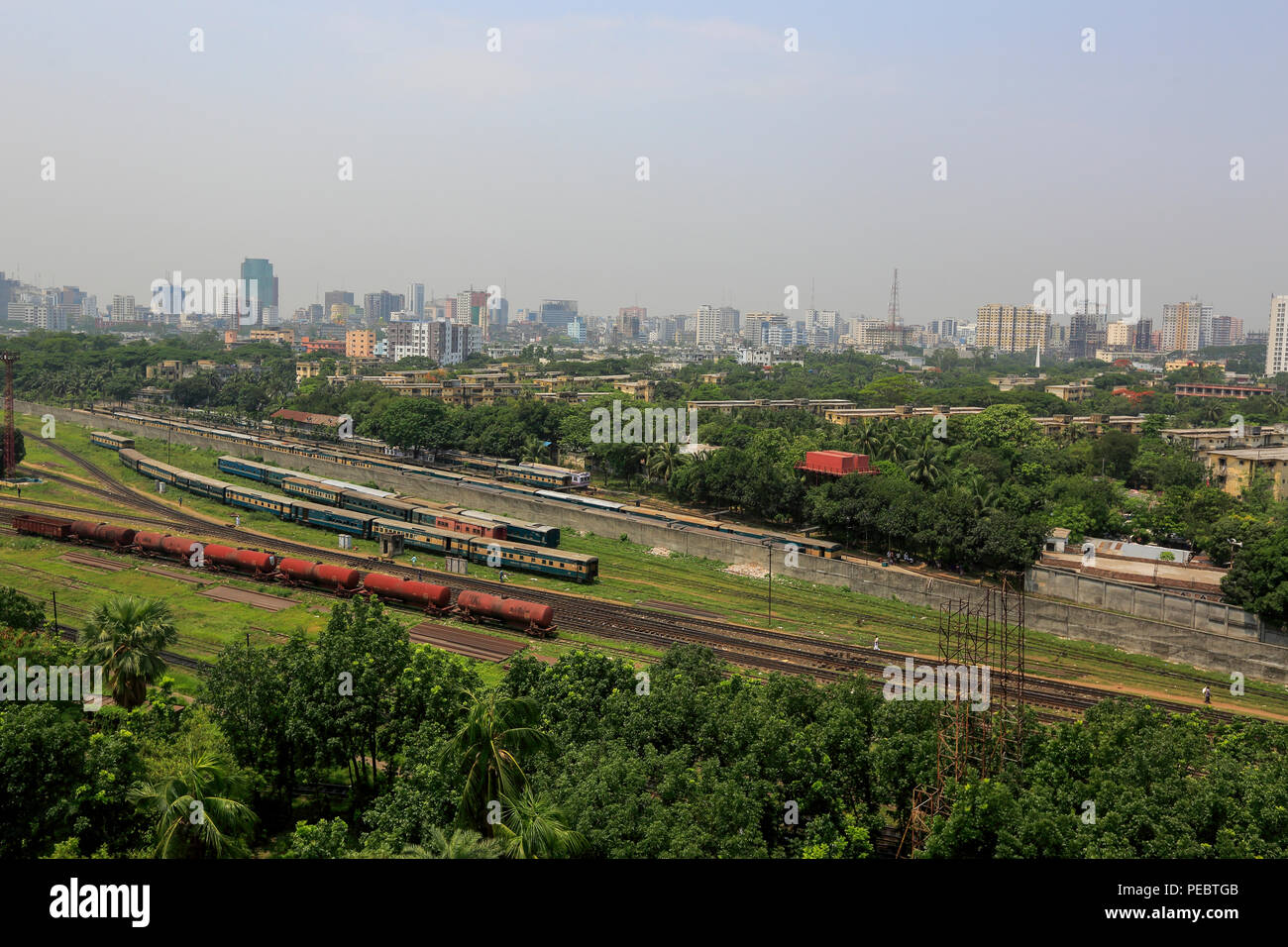 Dhaka railway hi-res stock photography and images - Alamy
