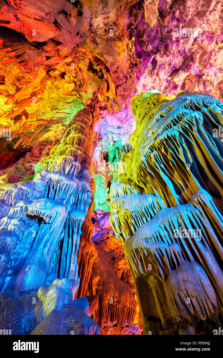 Shaanxi cave hi-res stock photography and images - Alamy