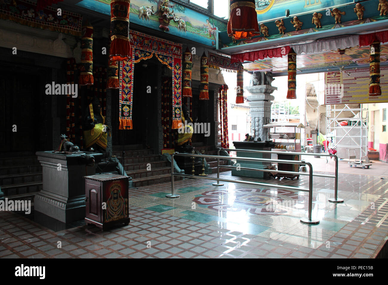 The Sri Senpaga Vinayagar Temple in Singapore Stock Photo - Alamy