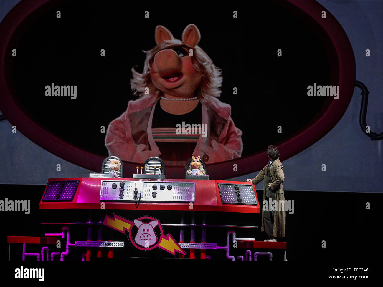 Miss tennant hi-res stock photography and images - Alamy