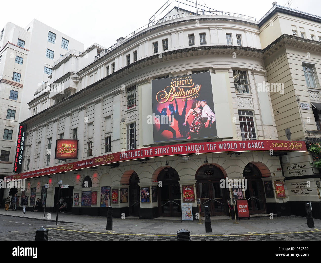 Piccadilly Theatre Stock Photos & Piccadilly Theatre Stock Images - Alamy