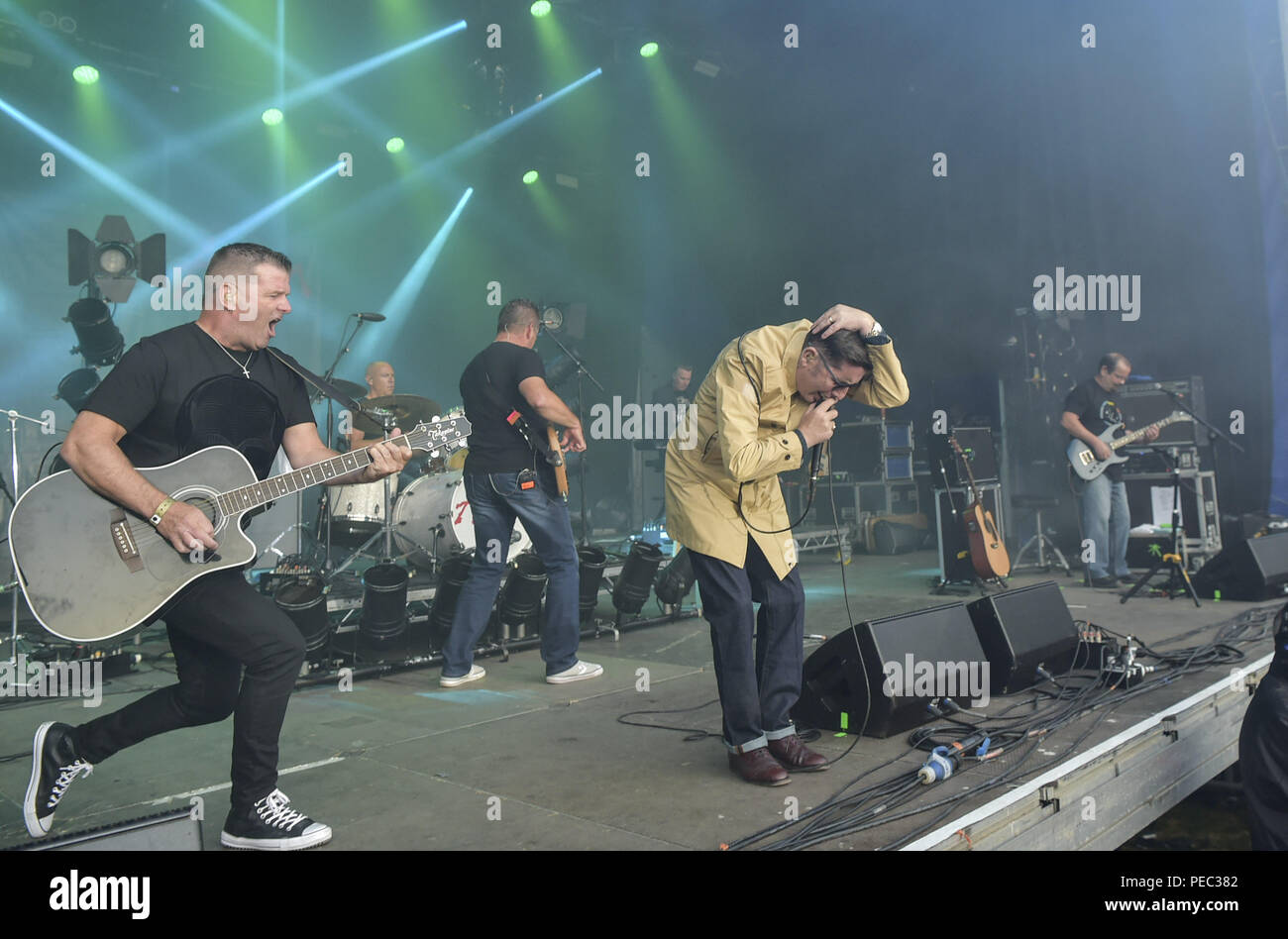 Aslan 'Feel No Shame' 30th anniversary show in the Iveagh Gardens ...