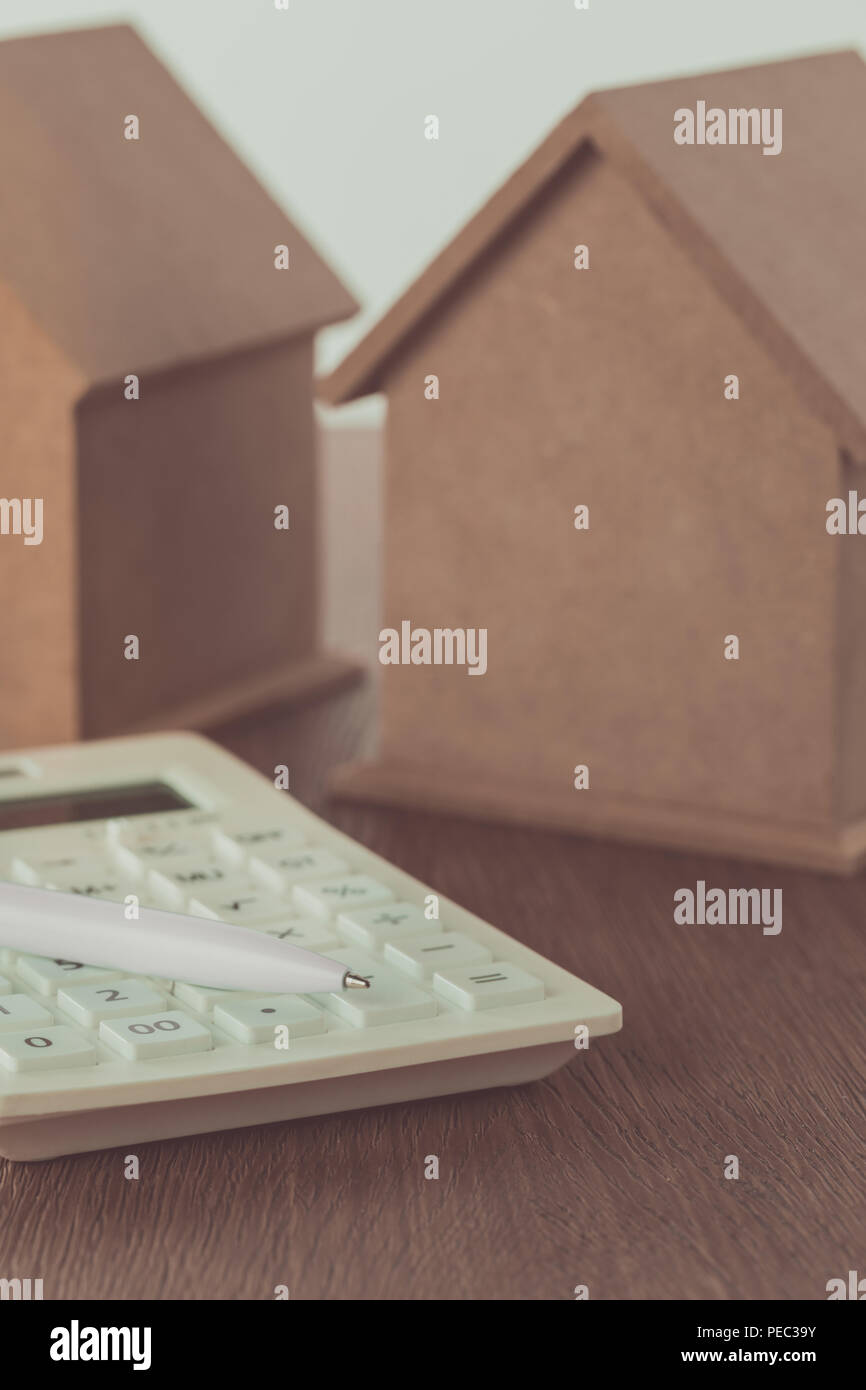 Tabletop calculator hi-res stock photography and images - Alamy