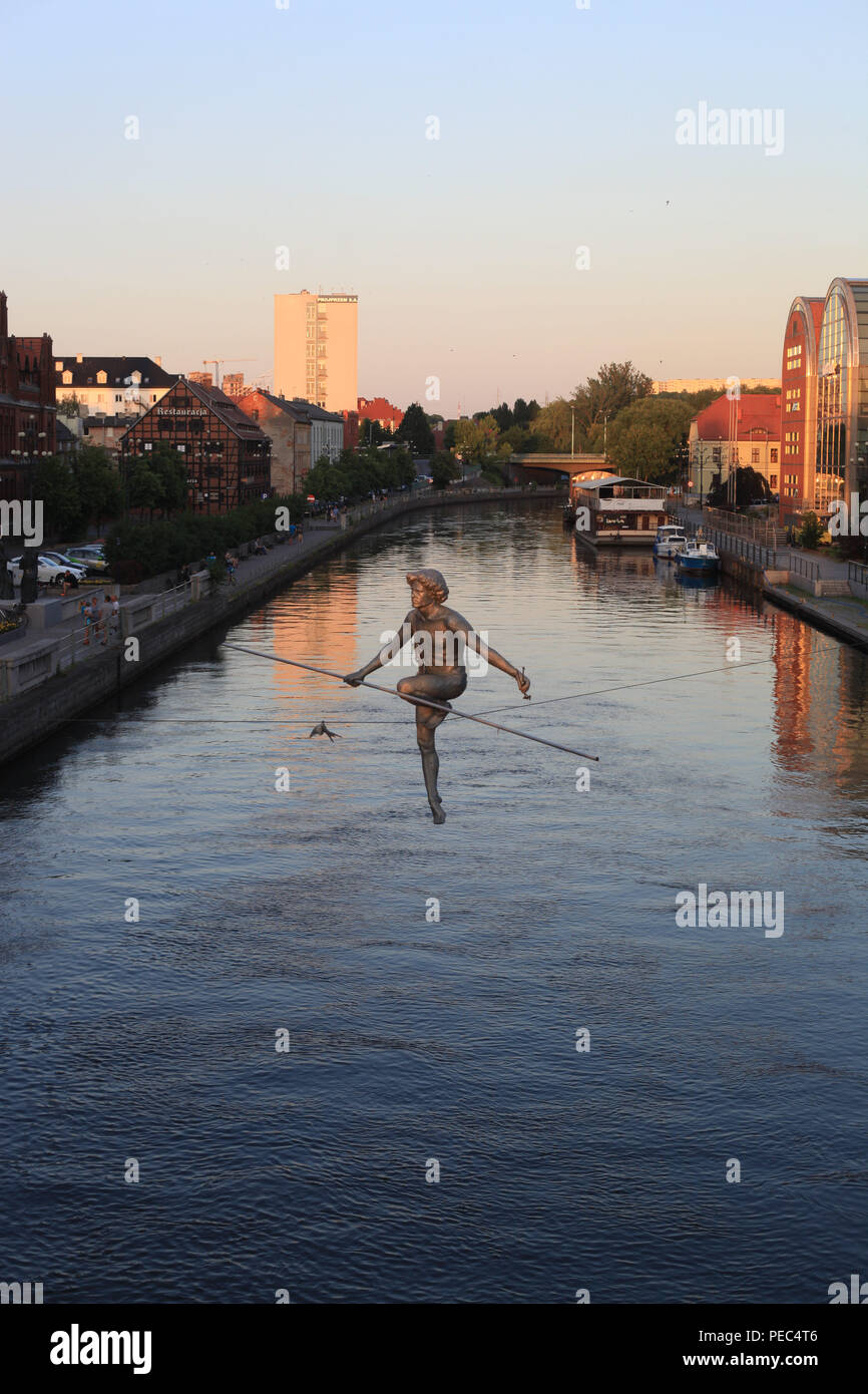 Old man river statue hi-res stock photography and images - Alamy