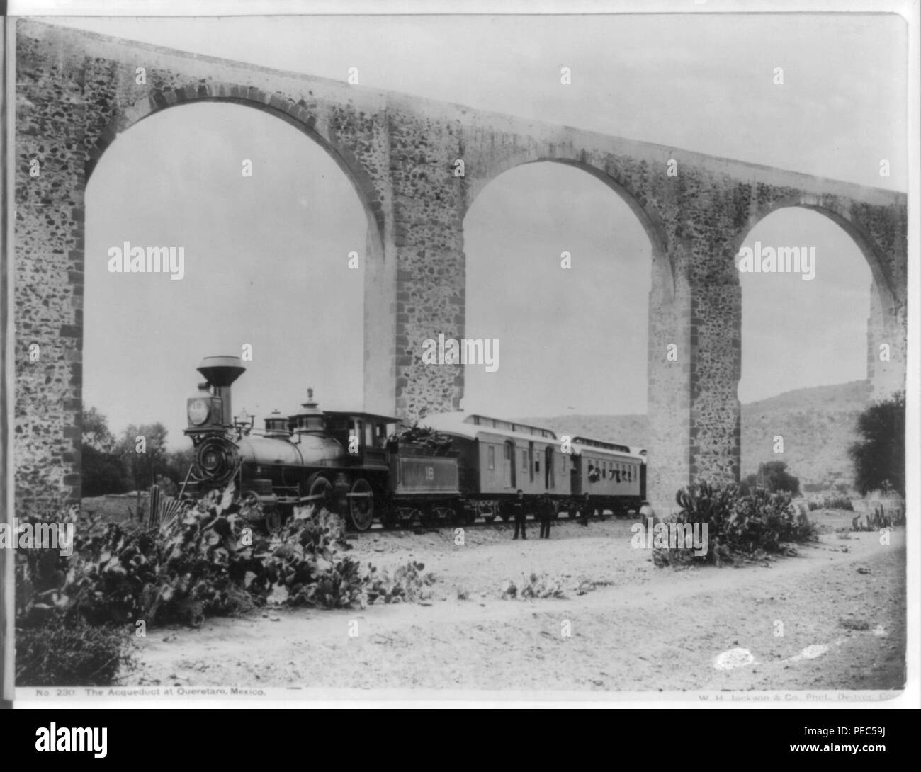 Aquaduct at Queretaro, Mexico Stock Photo - Alamy