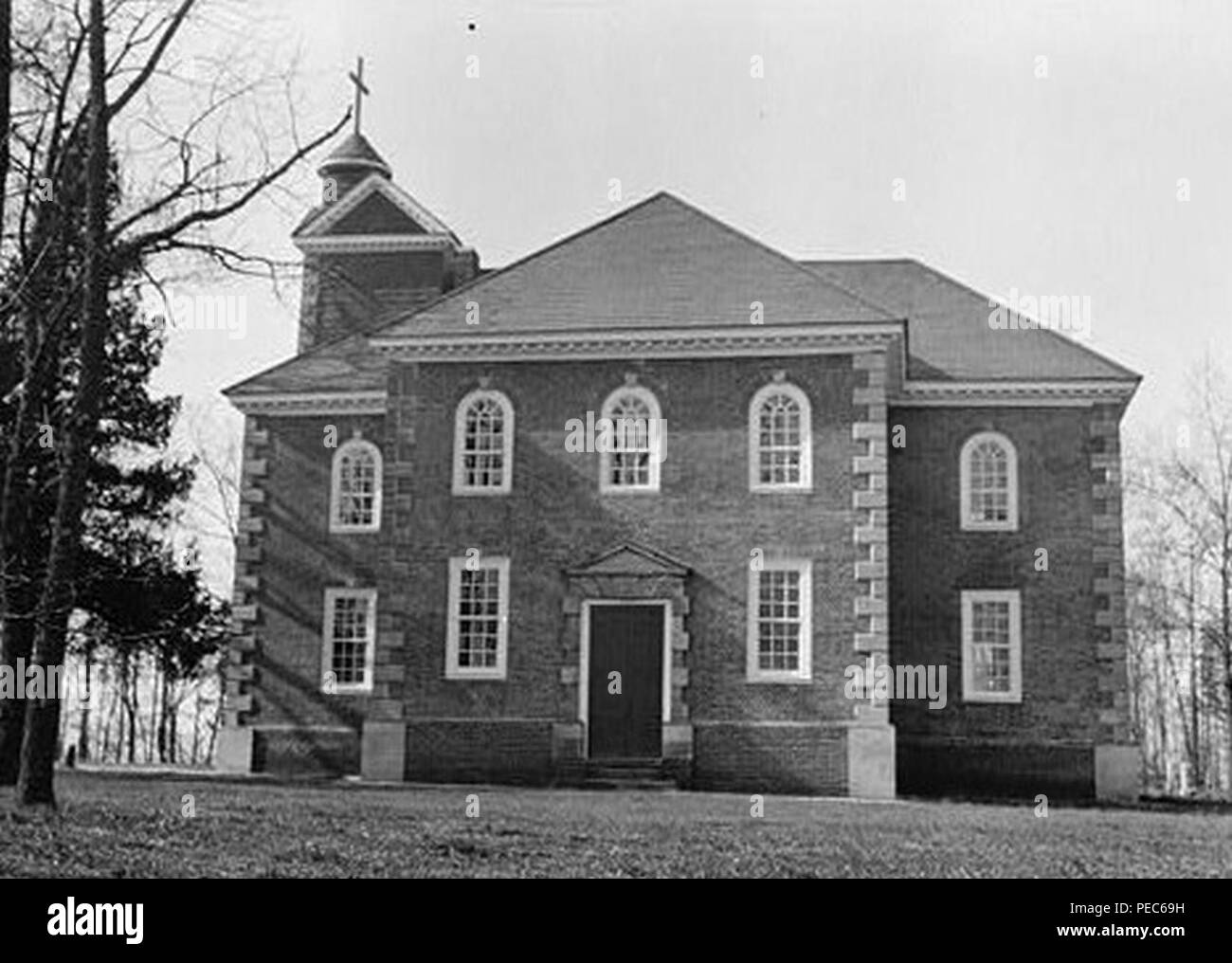 Aquia church hi-res stock photography and images - Alamy