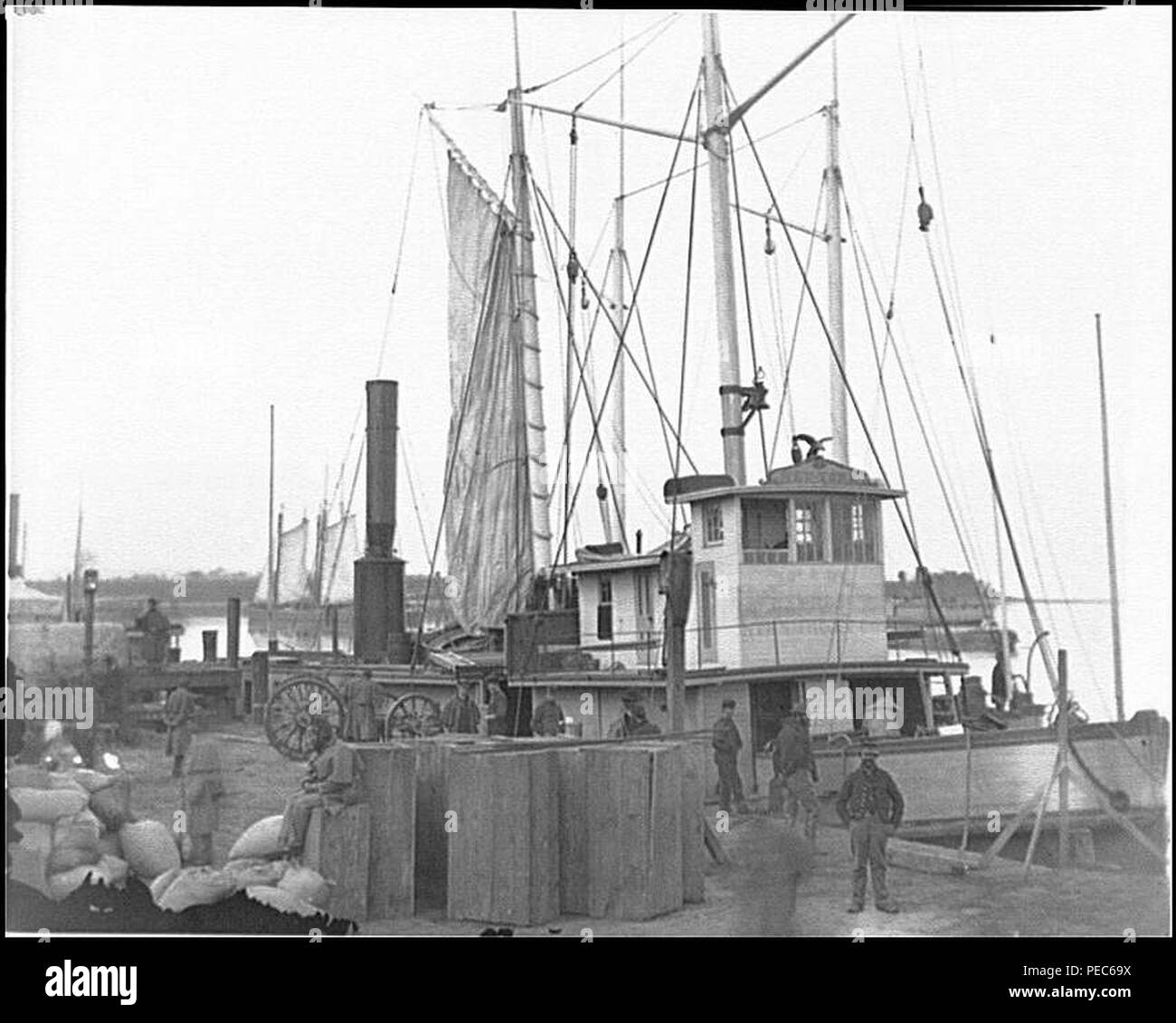 Aquia creek Black and White Stock Photos & Images - Alamy