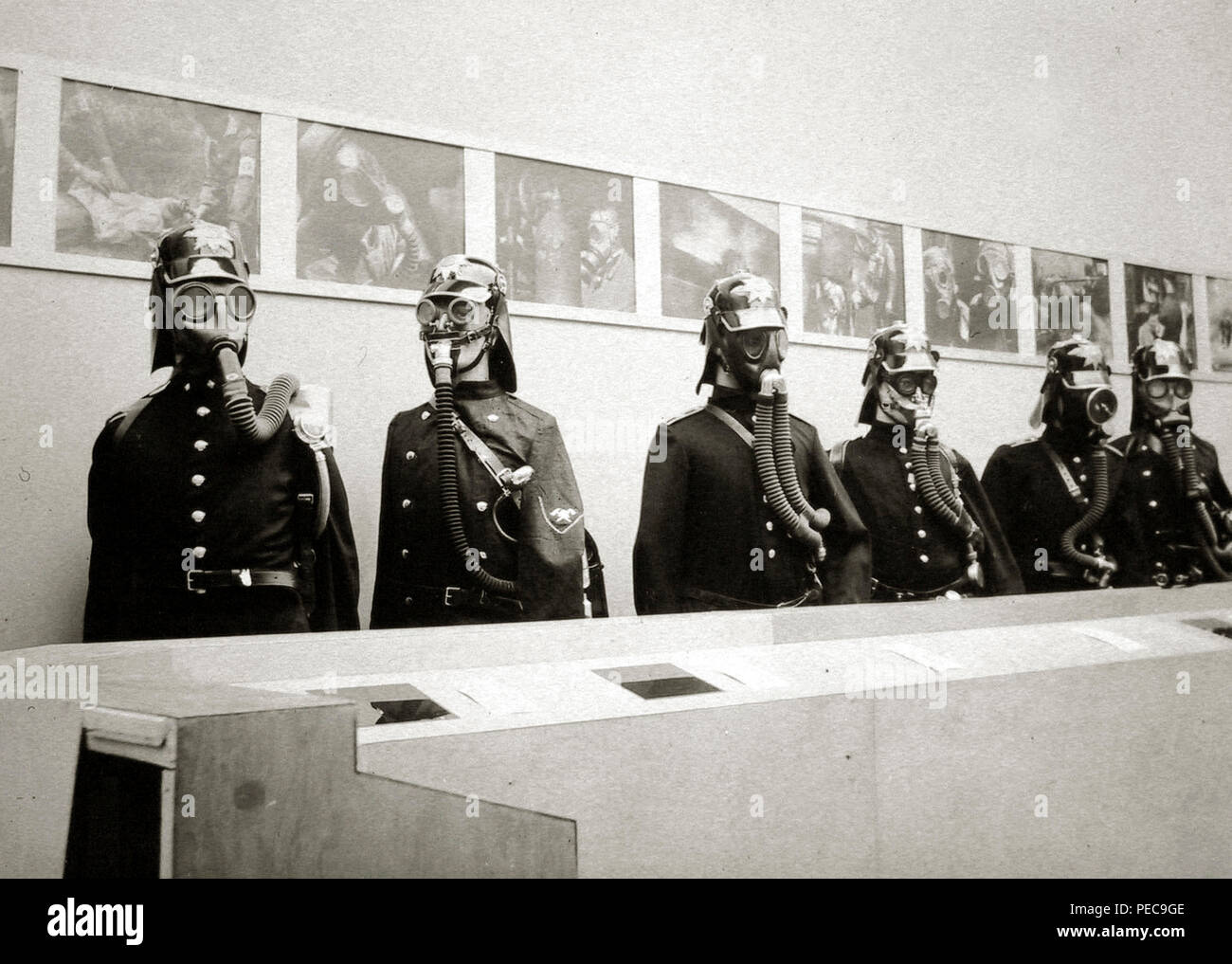 Mining, pit rescue, men with gas masks and rebreather, c. 1940, Germany ...