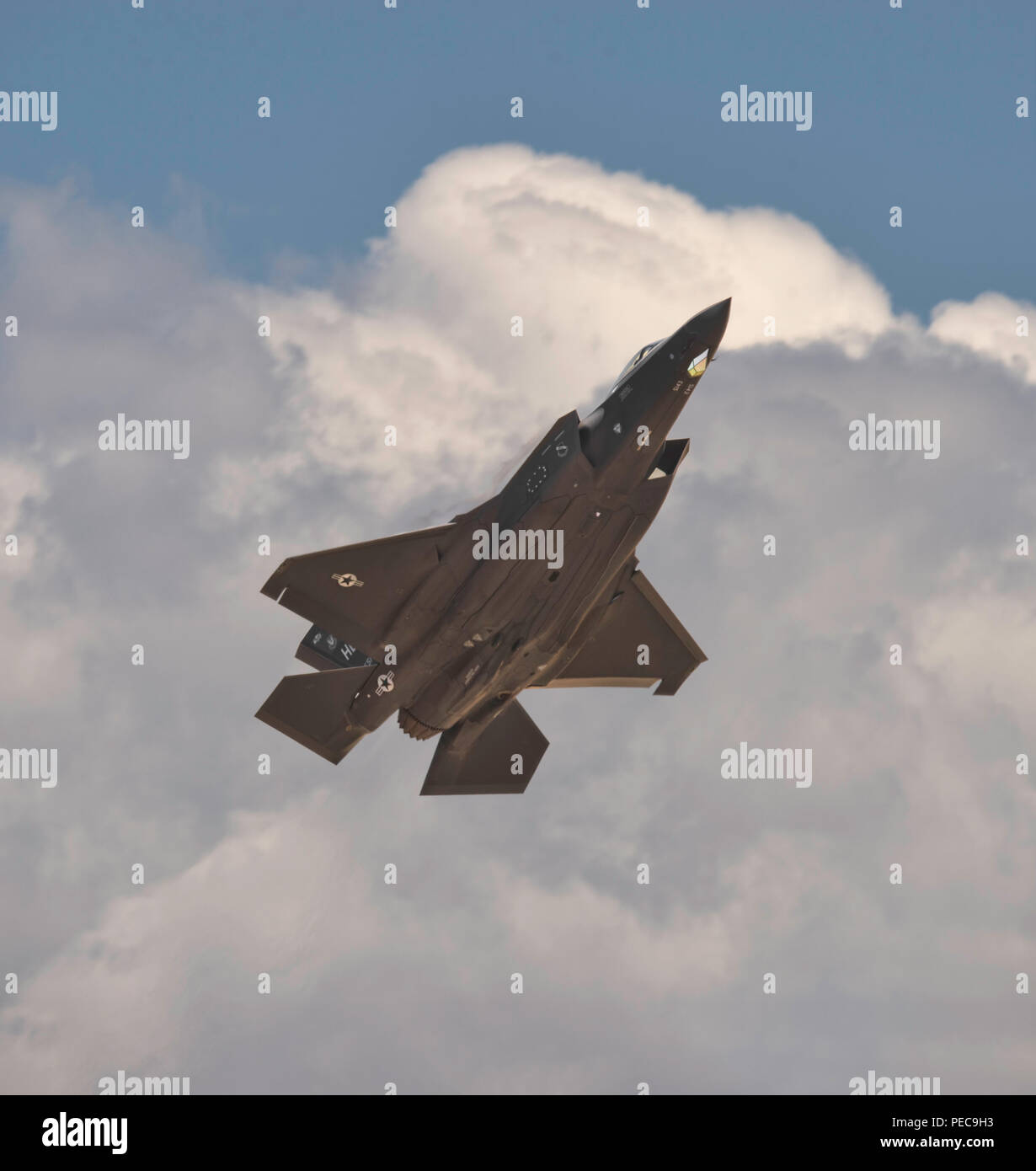 Lockheed martin 35 joint hi-res stock photography and images - Alamy