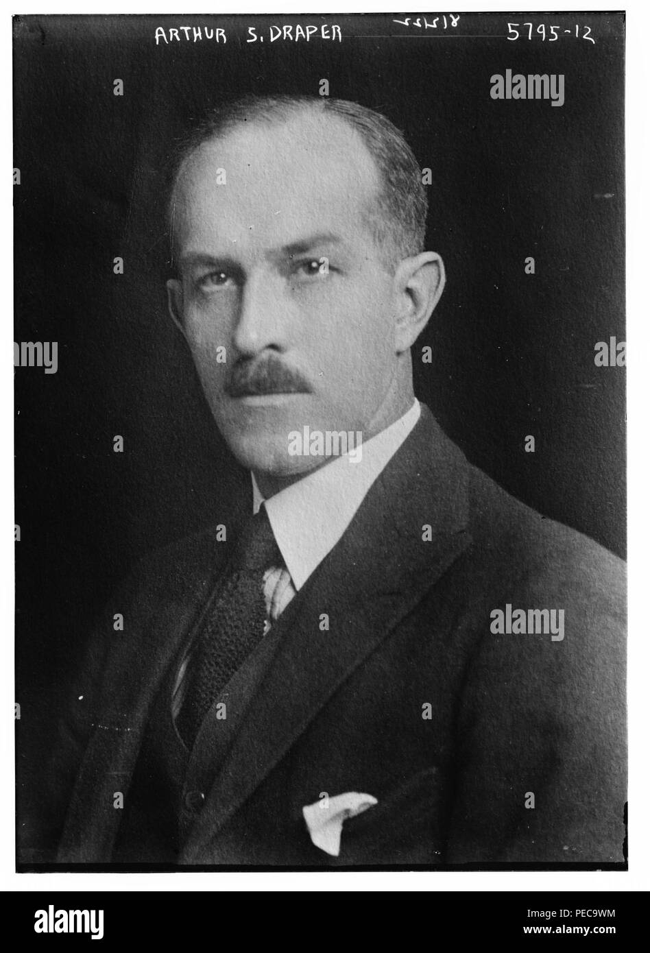 Margaret Draper's Instagram, Twitter & Facebook on IDCrawl