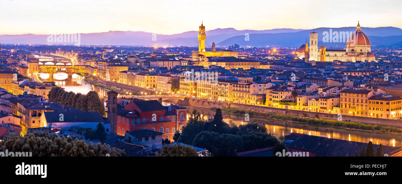 Florence cityscape panoramic evening view, Tuscany region of Italy ...