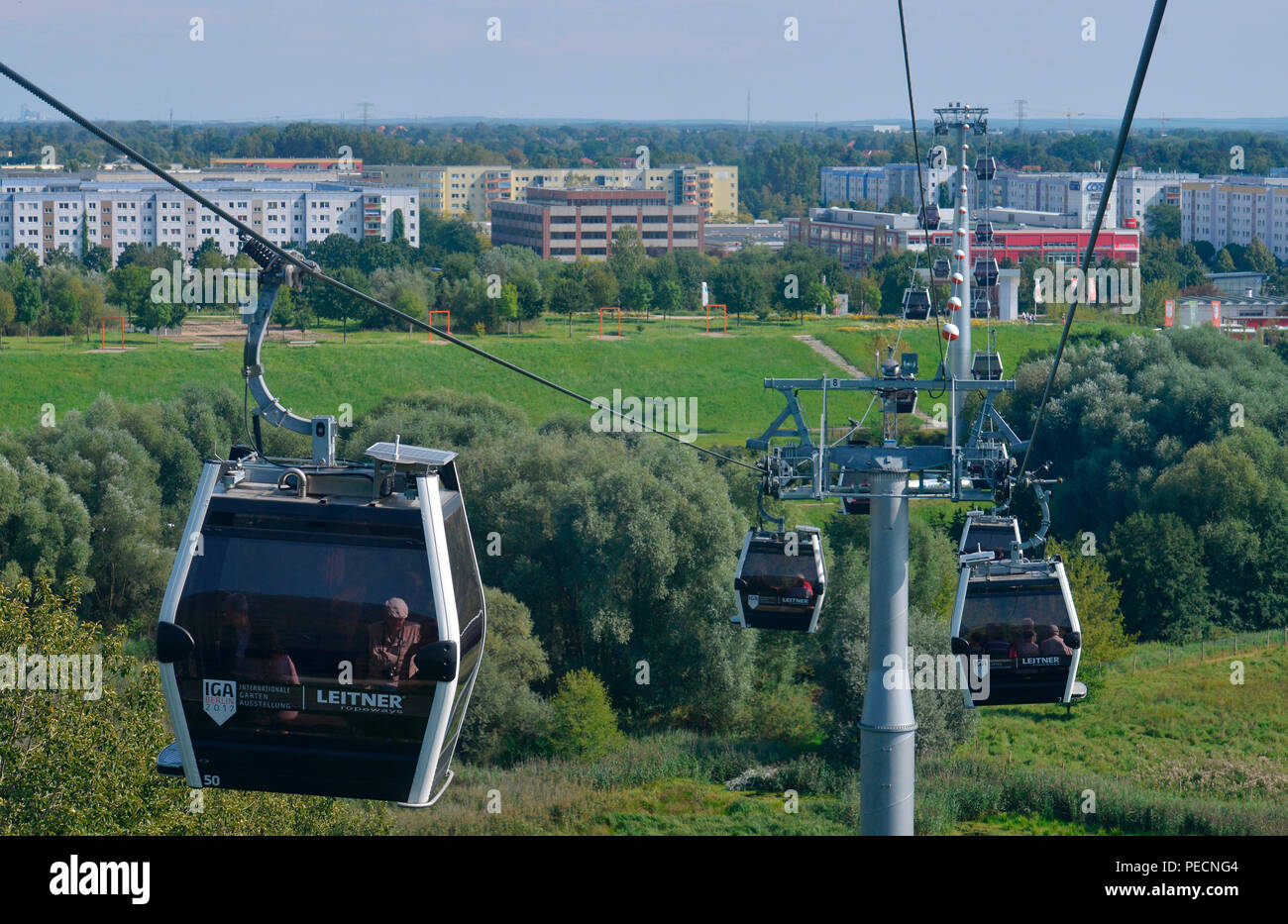 Iga cable car hi-res stock photography and images - Alamy