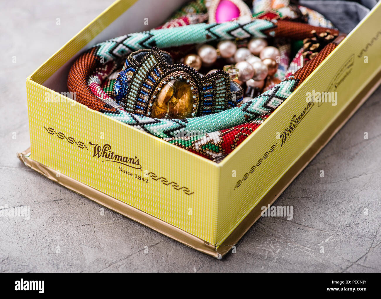 Traditional handmade round top hi-res stock photography and images - Alamy