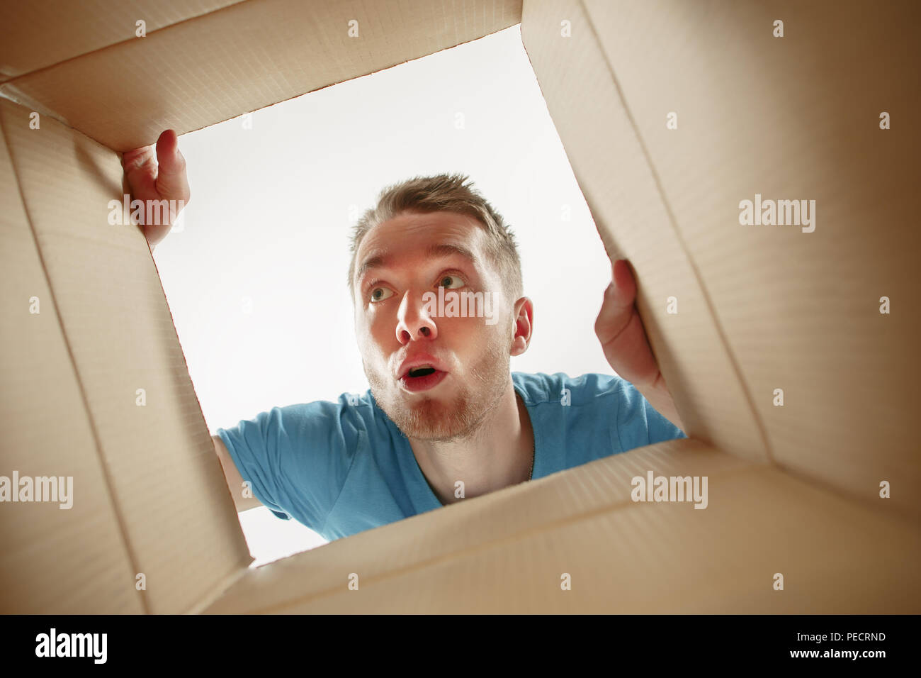 Person inside box hi-res stock photography and images - Alamy