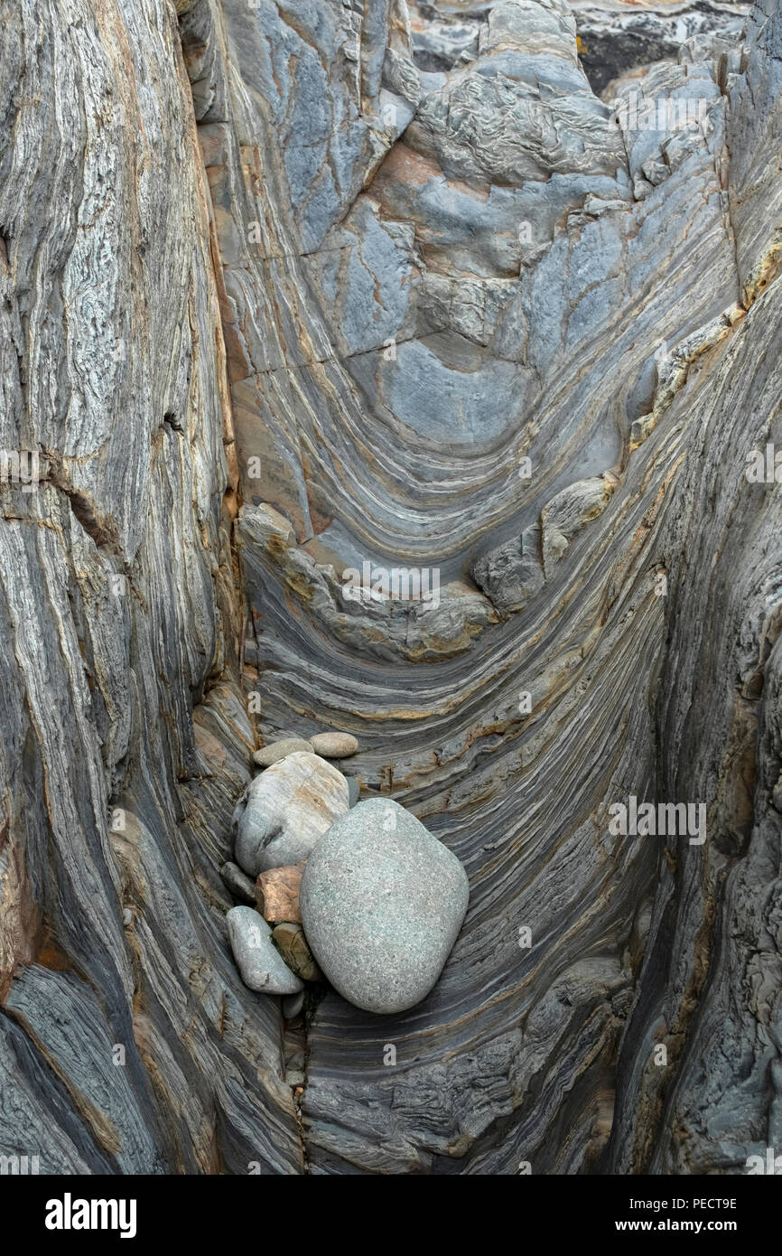 Patterns in wave eroded rocks, west Wales, UK Stock Photo - Alamy