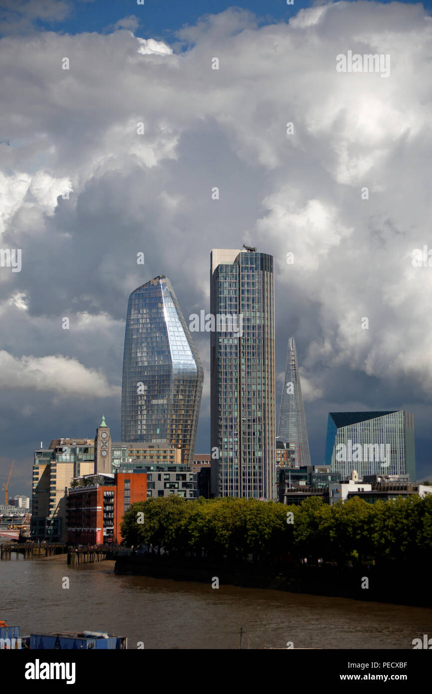 Waterloo vase hi-res stock photography and images - Alamy