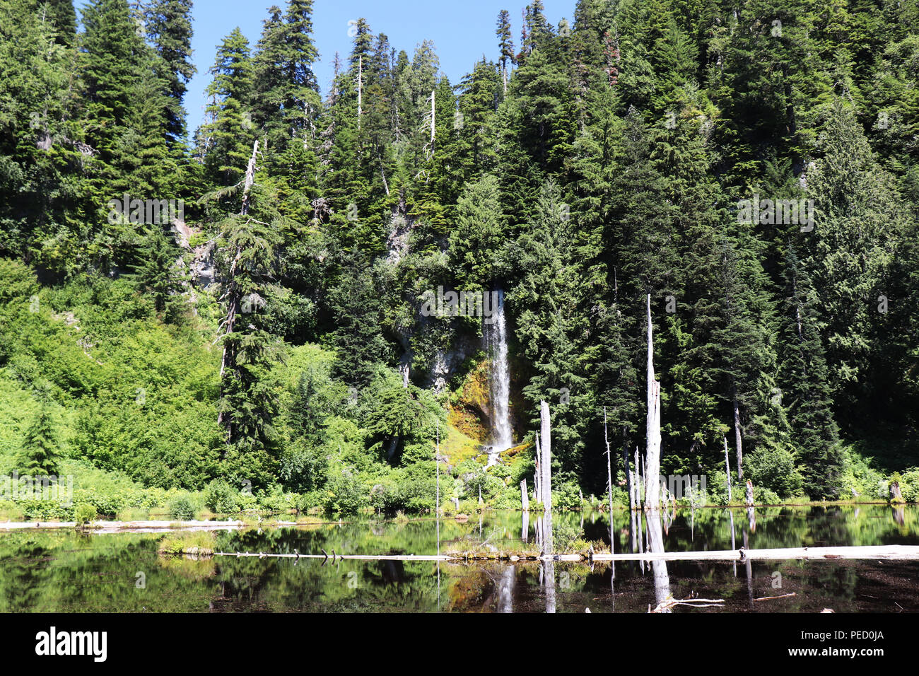 June lake hi-res stock photography and images - Alamy