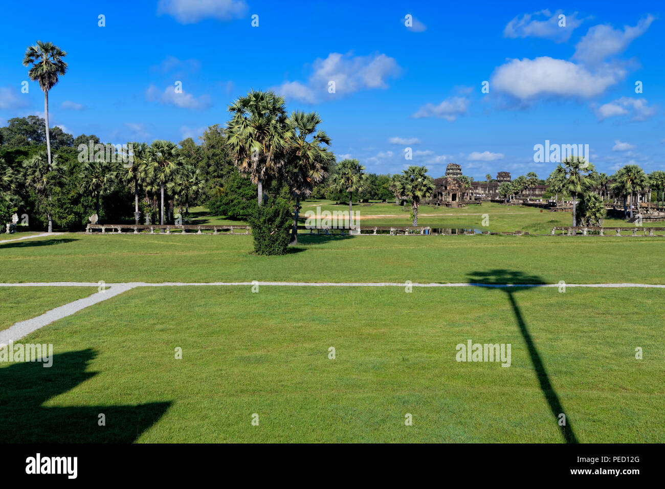 Empty grounds hi-res stock photography and images - Alamy