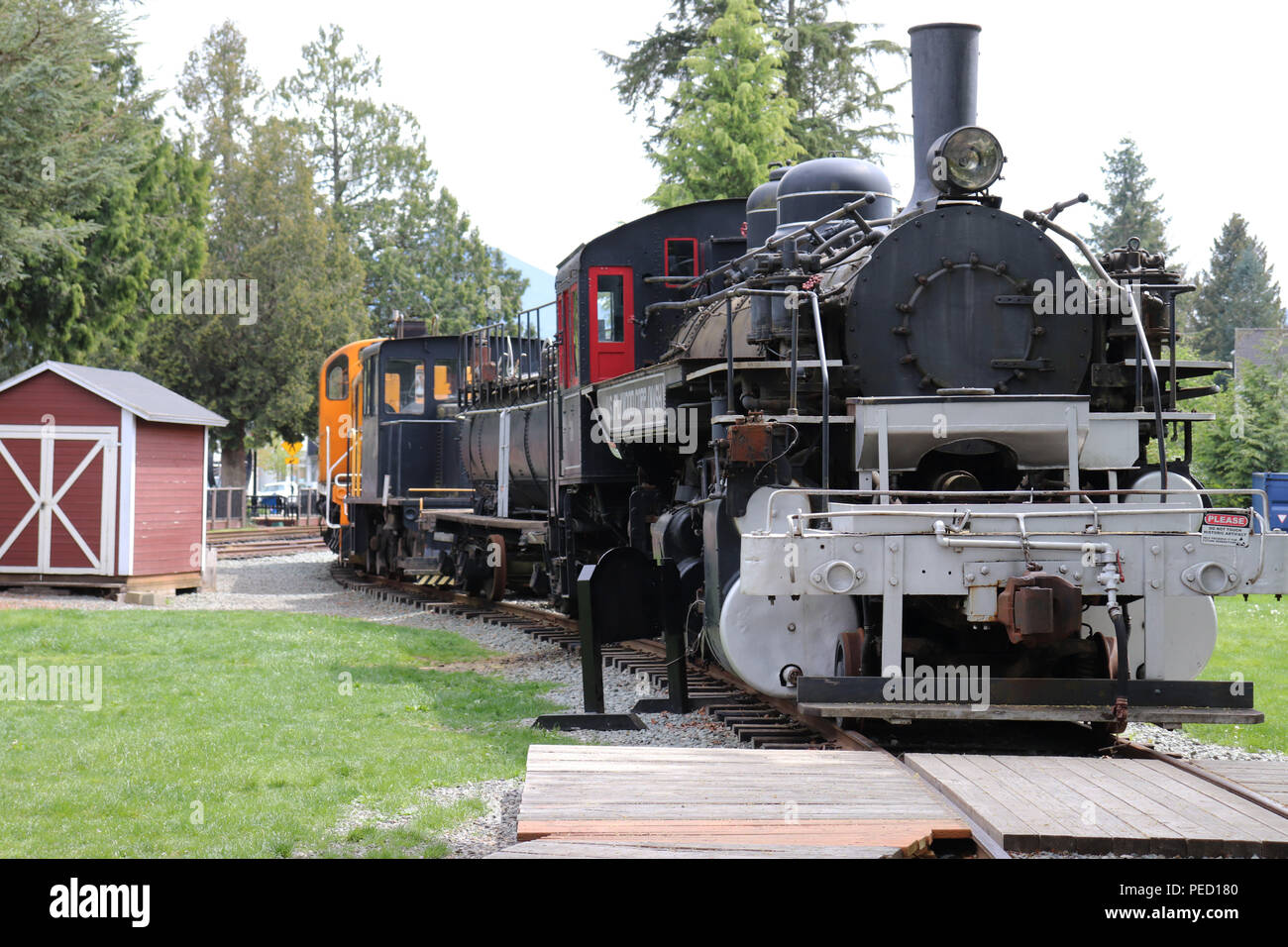 Old steam locomotive on display hi-res stock photography and images - Alamy
