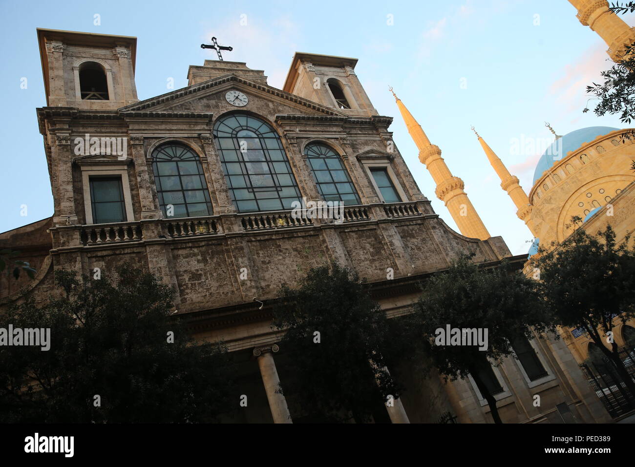 Saint George Maronite Cathedral and Sunni Muslim Mohamed al Amin mosque ...