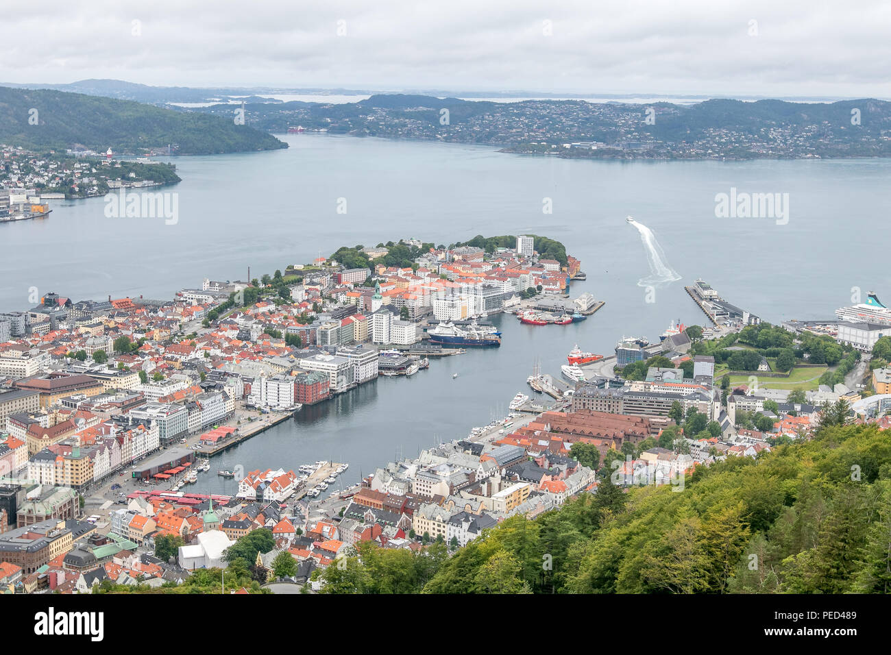 View city port bergen hi-res stock photography and images - Alamy