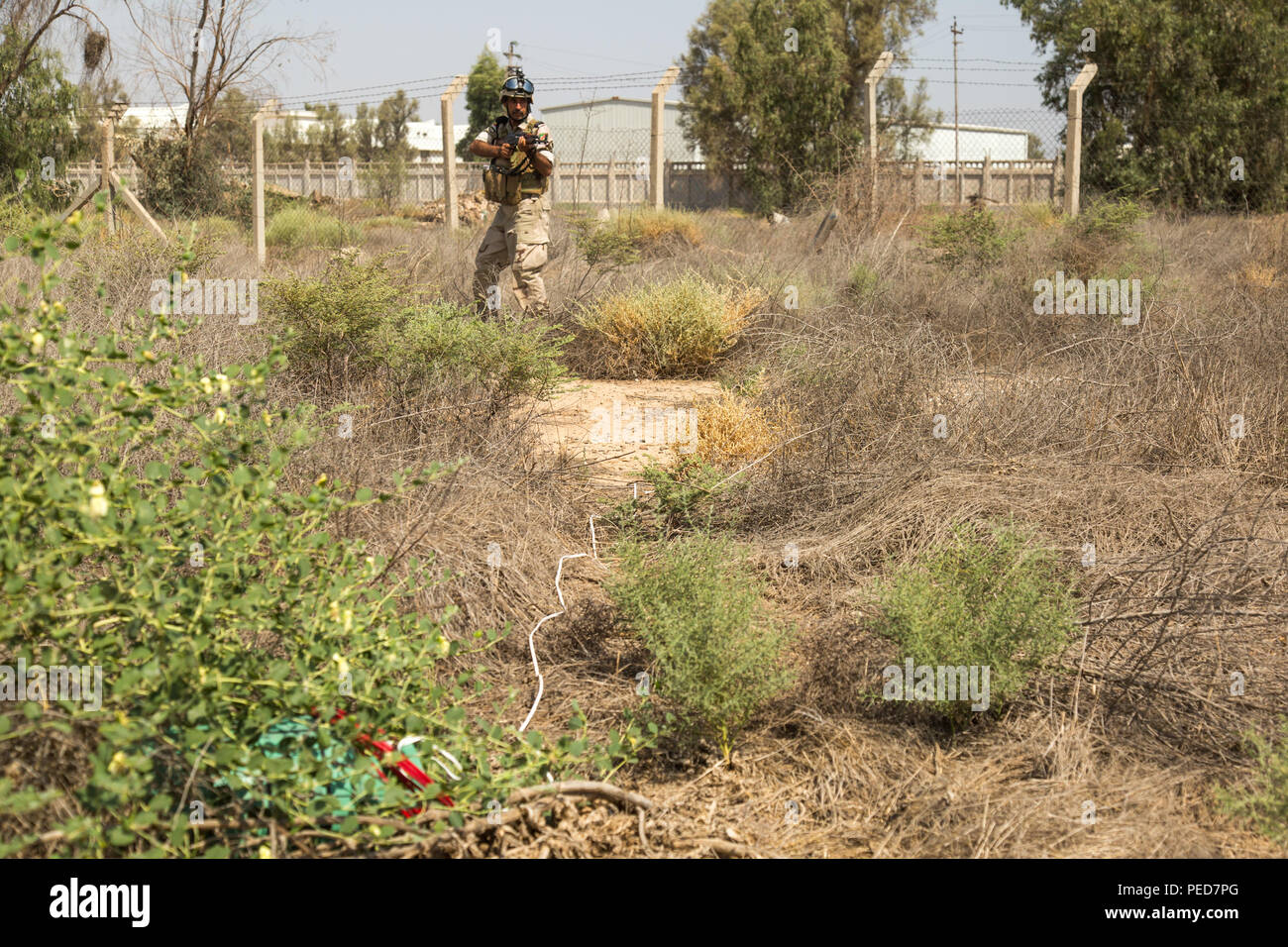 Ied iraq humvee hi-res stock photography and images - Alamy