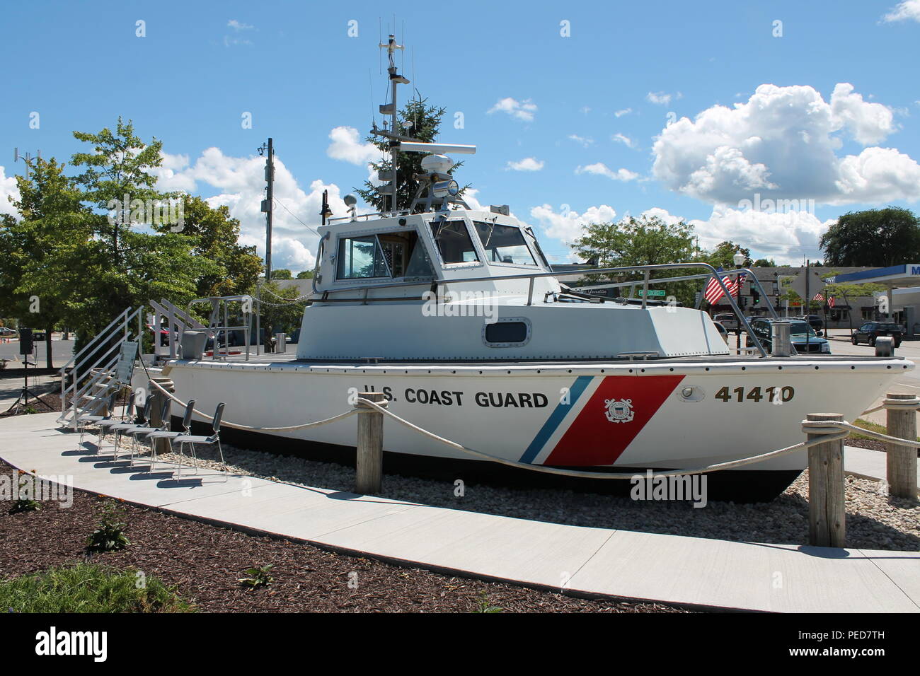 41 foot patrol boat hi-res stock photography and images - Alamy