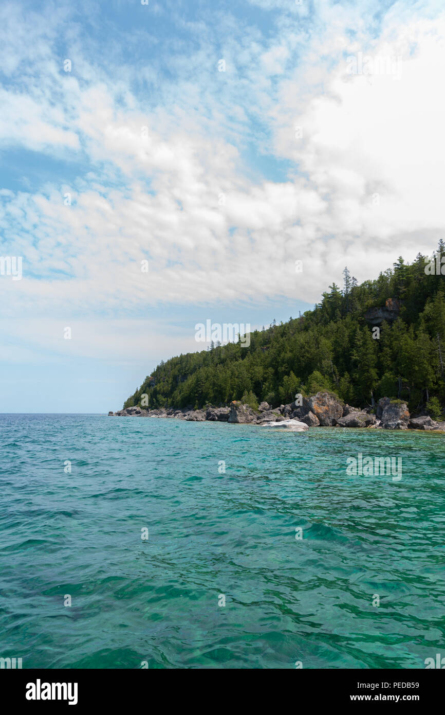 Bright beautiful landscape of Niagara Escarpment limestone cliffs along ...