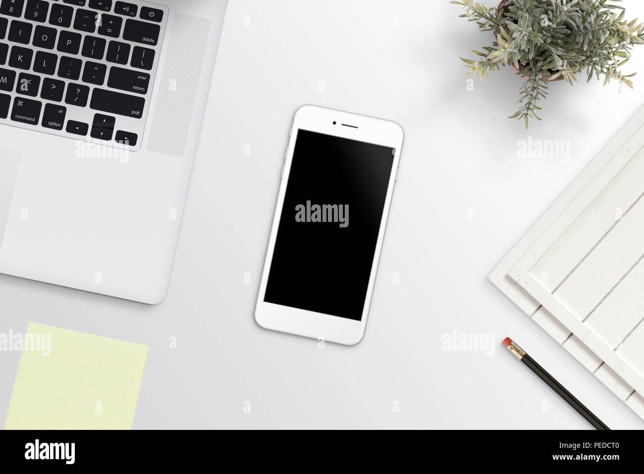 Computer laptop mobile phone hi-res stock photography and images - Alamy