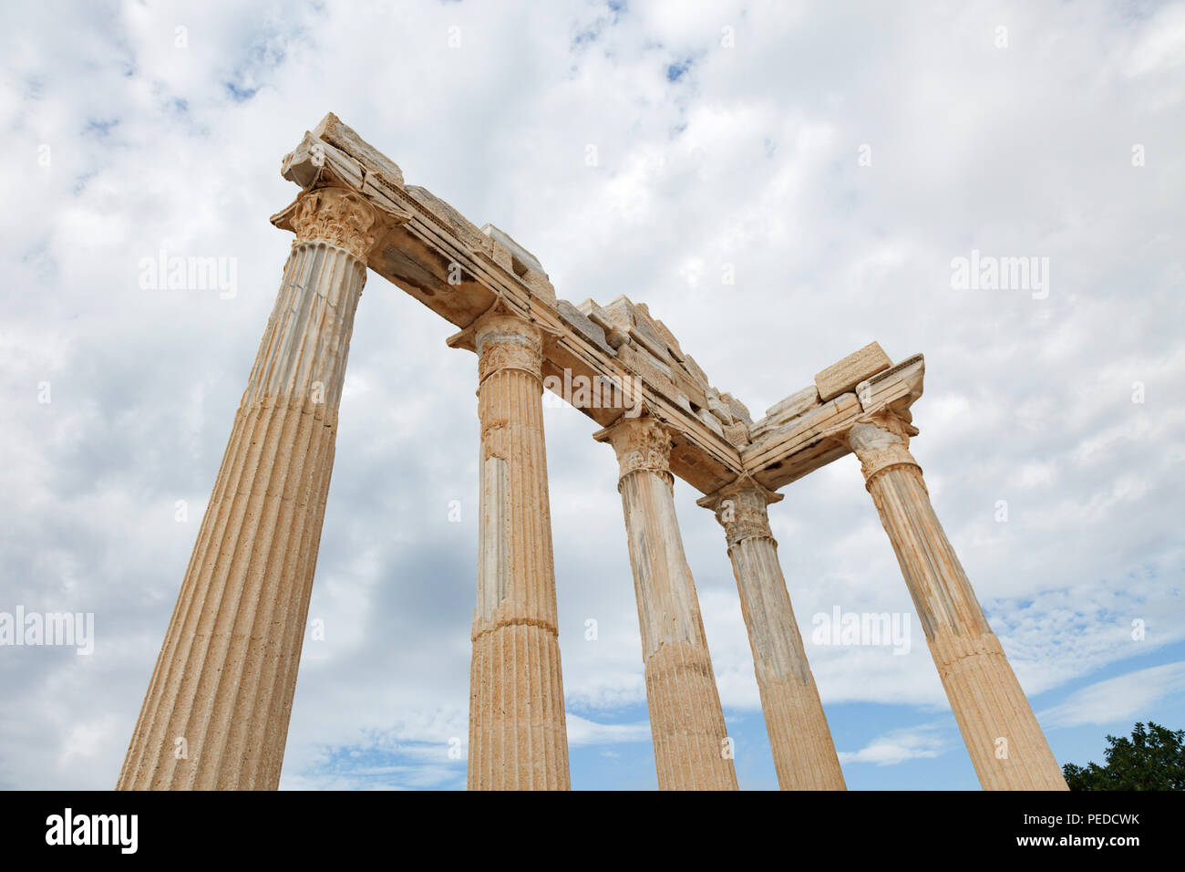 Columns of an ancient Greek temple, ruins Stock Photo - Alamy
