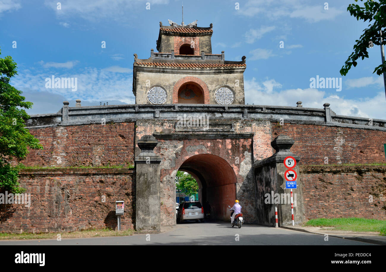 Thuong Tu Gate, citadel, Hue, Vietnam Stock Photo - Alamy