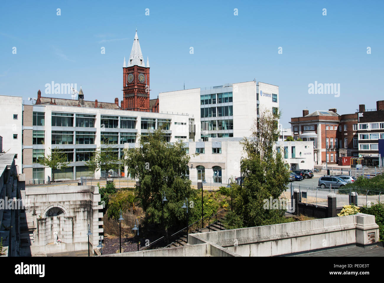 Liverpool university hi-res stock photography and images - Alamy