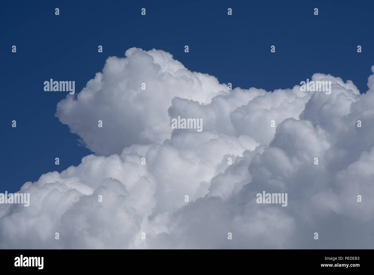 Cumulus cloud shapes hi-res stock photography and images - Alamy