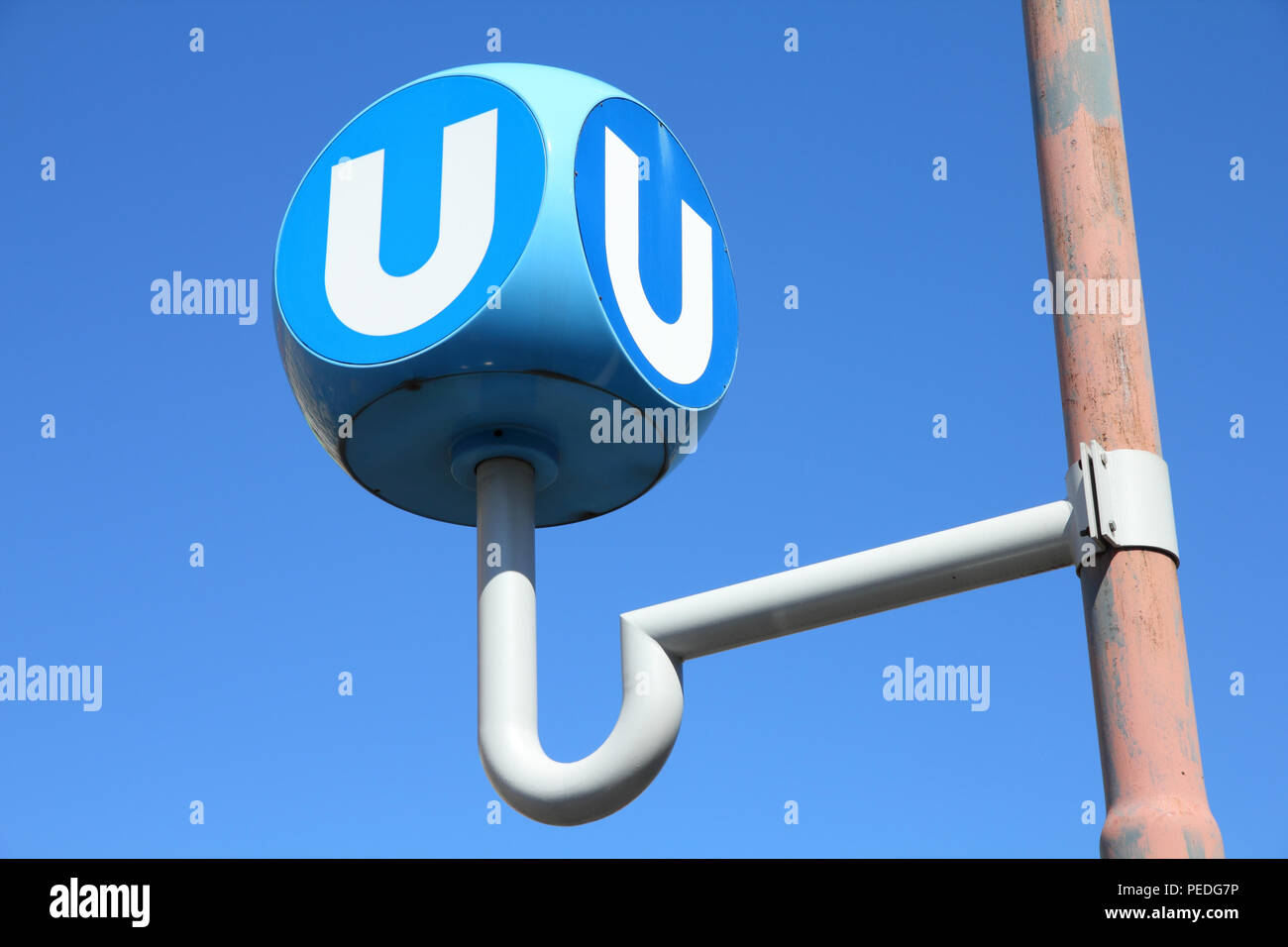 Vienna september metro station hi-res stock photography and images - Alamy