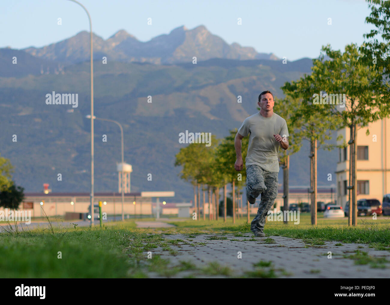 U.S. Air Force Staff Sgt. Kevin Belanger, 31st Security Forces Squadron ...