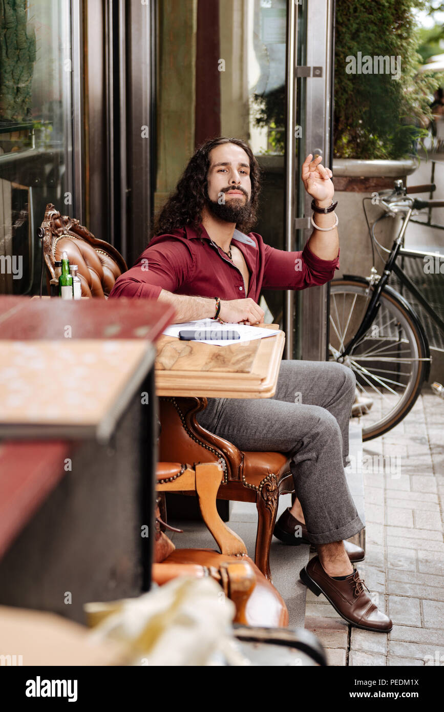 Hand gesture cafe waiter hi-res stock photography and images - Alamy