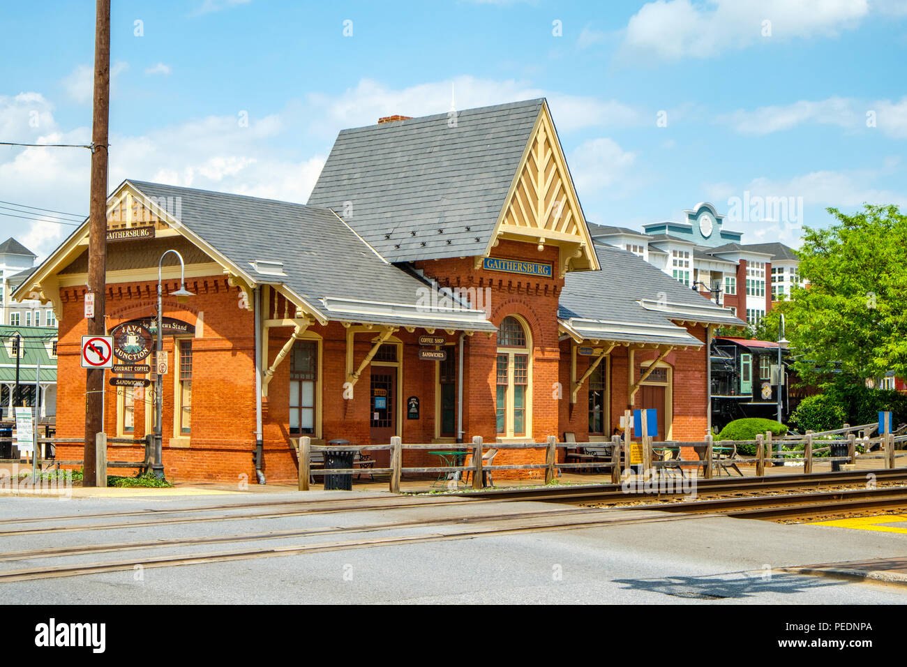Gaithersburg Railroad Station, 5 South Summit Avenue, Gaithersburg ...