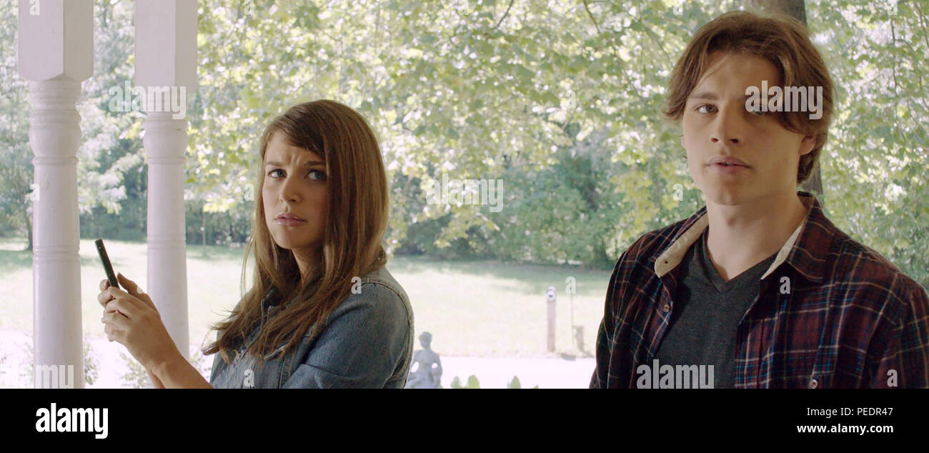 NO GOOD HEROES, from left: Nova Gaver, Nathan Varnson, 2018. © Gravitas ...