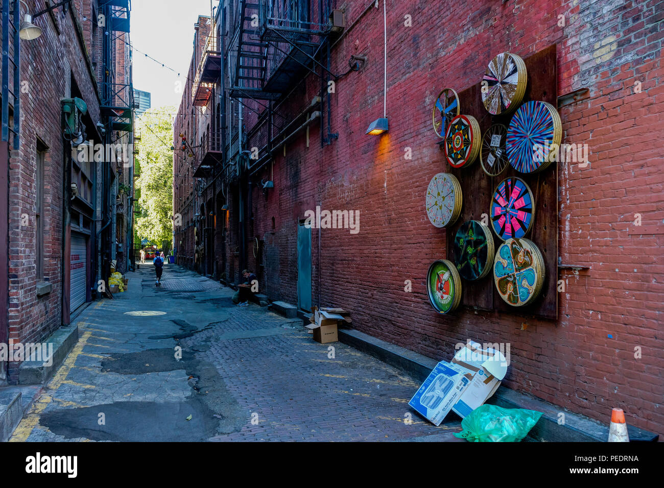 Graffiti seattle urban city hi-res stock photography and images - Alamy