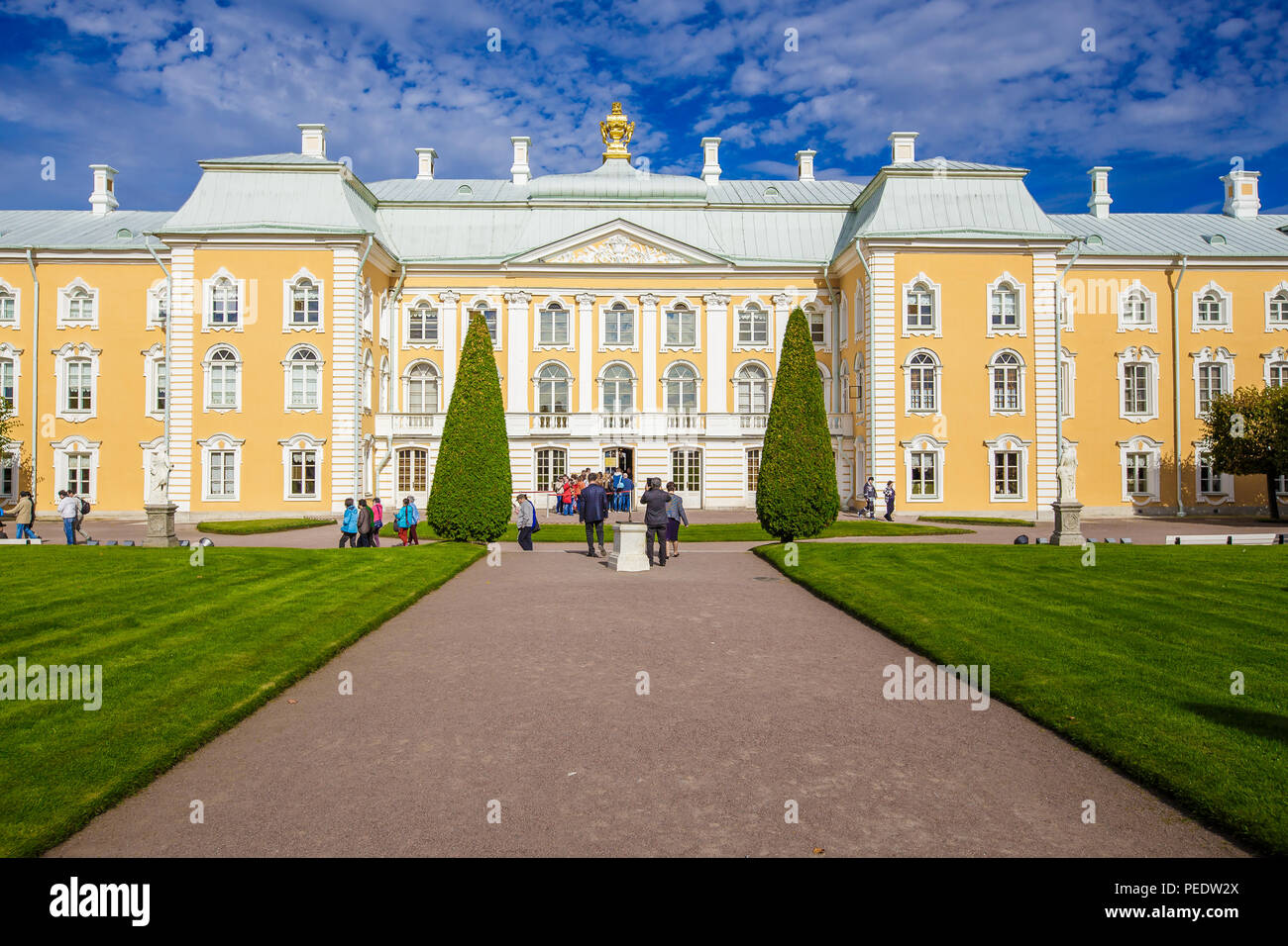 Elizabethan baroque style hi-res stock photography and images - Alamy