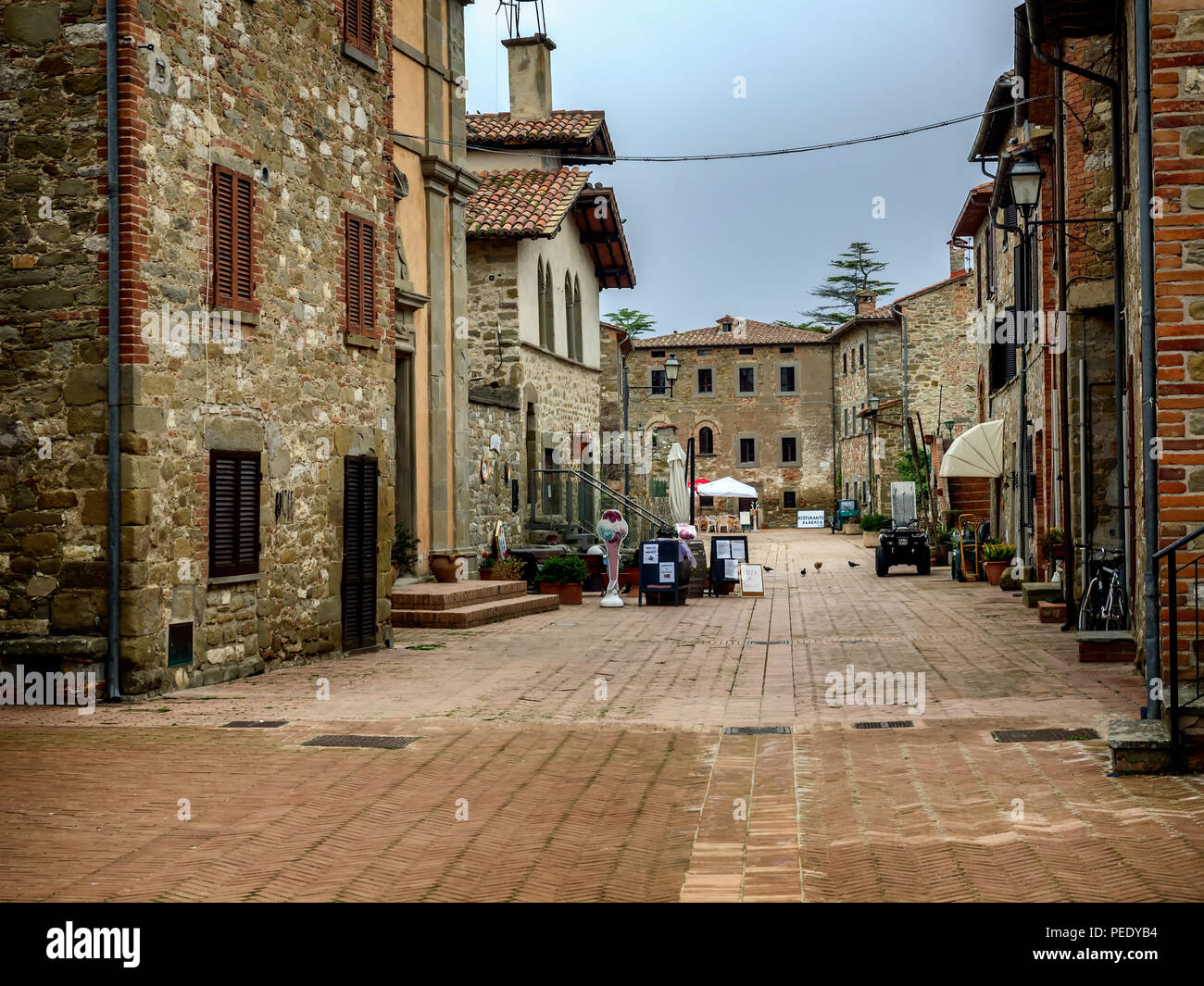 Lago trasimeno isola maggiore hi-res stock photography and images - Alamy