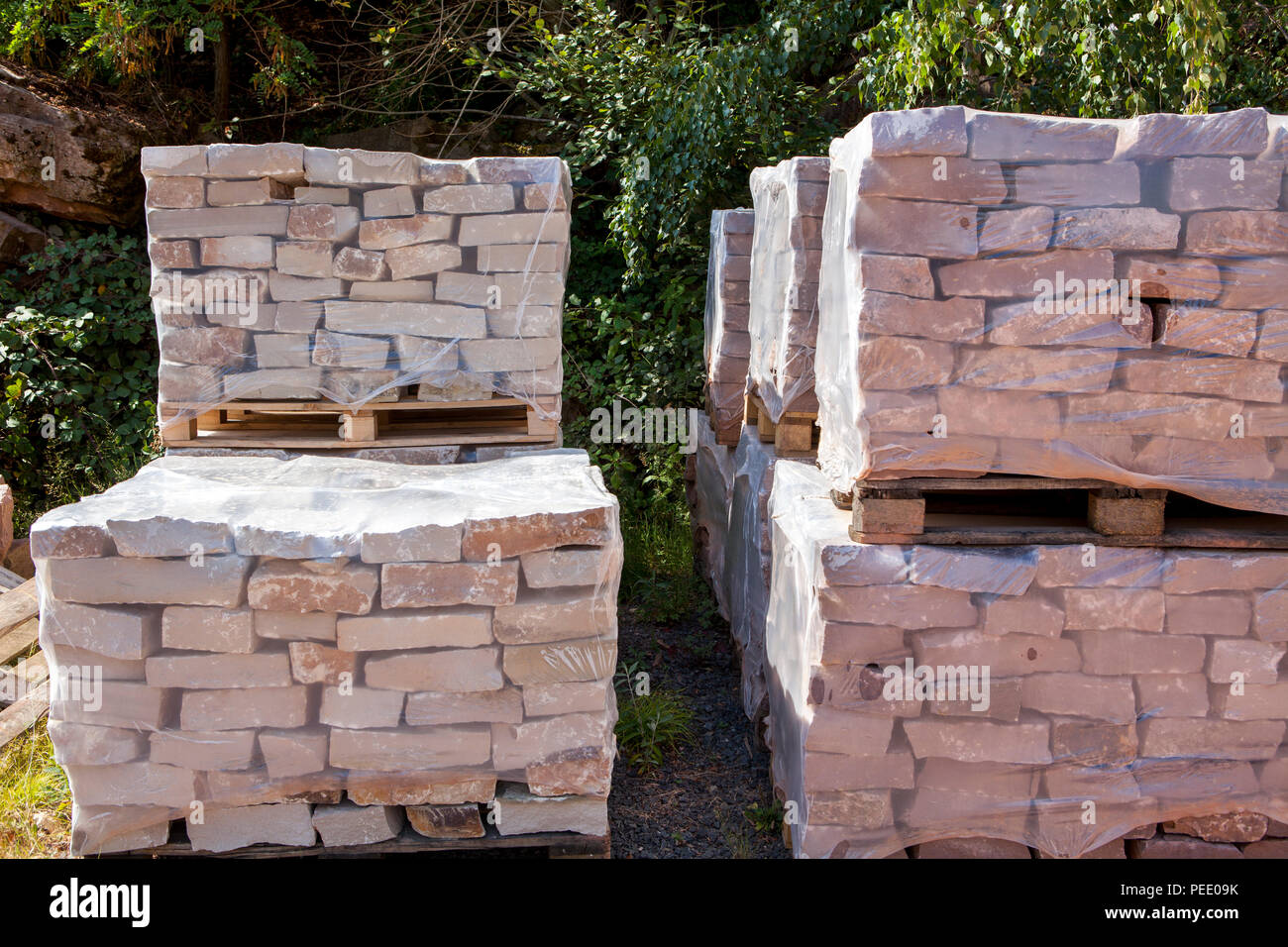 Red sandstone texture hi-res stock photography and images - Alamy