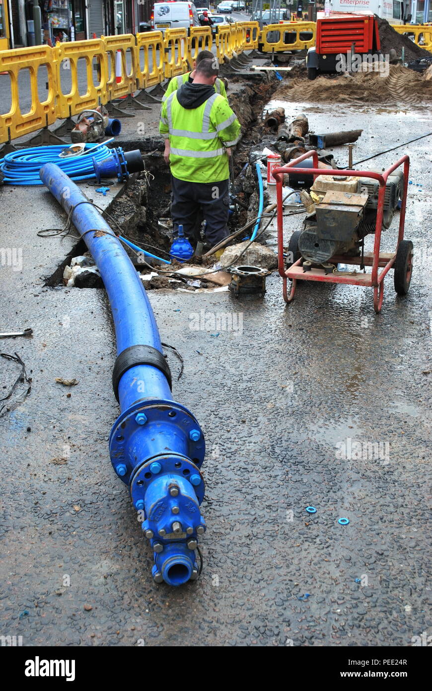 London water pipe hi-res stock photography and images - Alamy