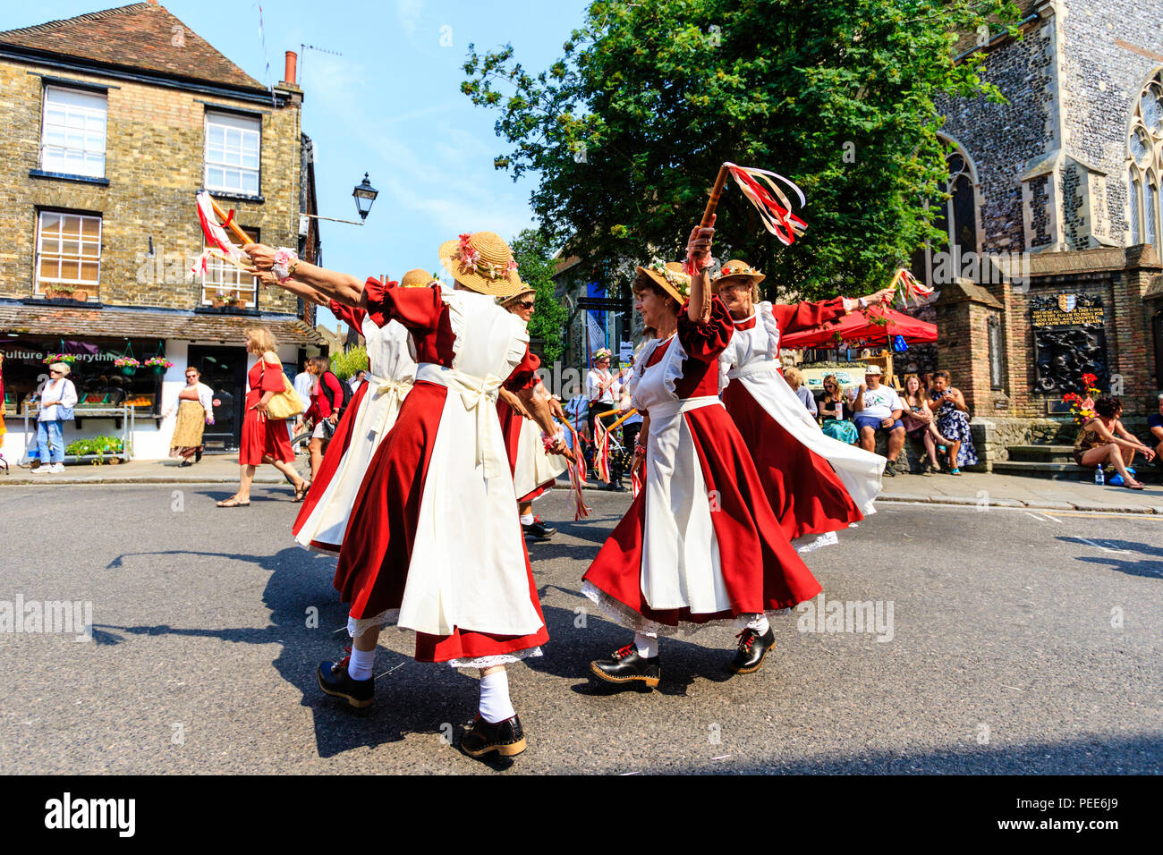English folk dance hi-res stock photography and images - Alamy