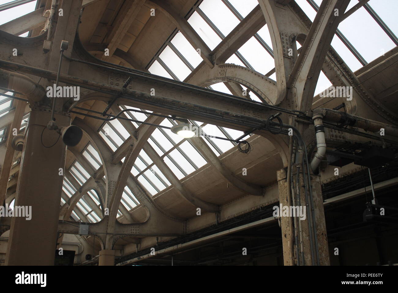 Metal pillars hi-res stock photography and images - Alamy