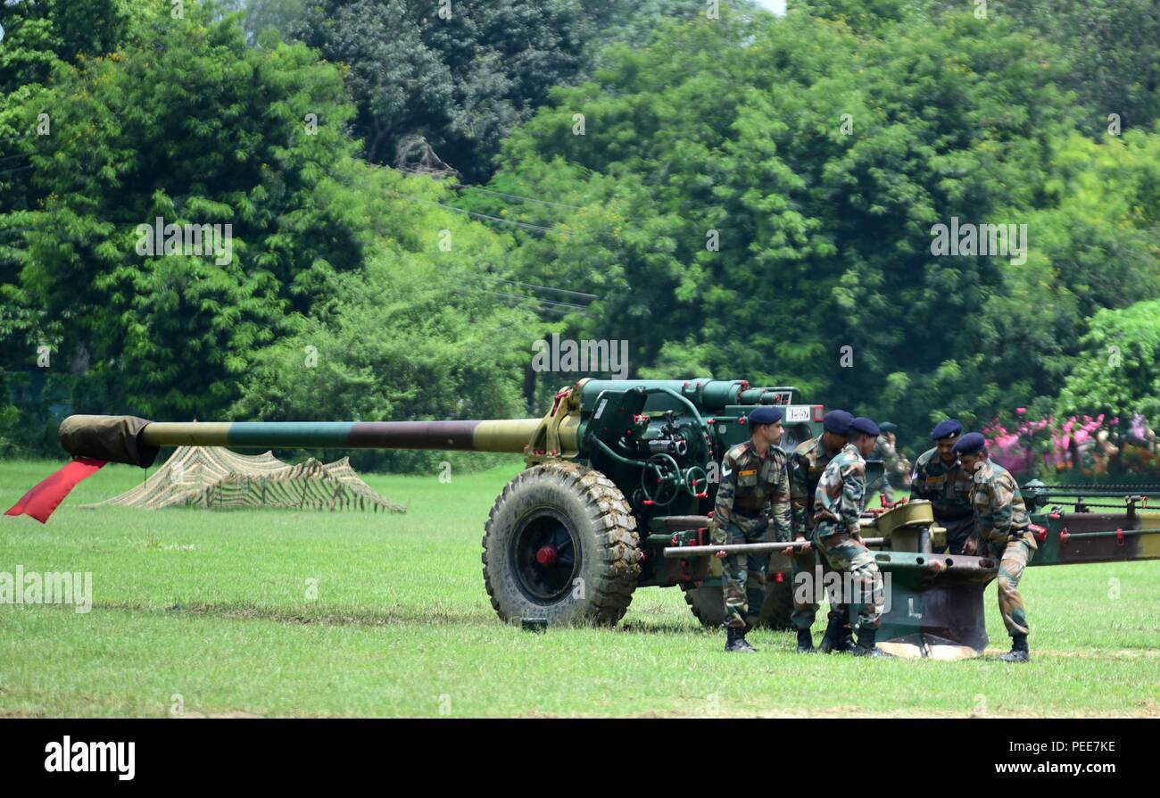 Indian army jawan hi-res stock photography and images - Alamy