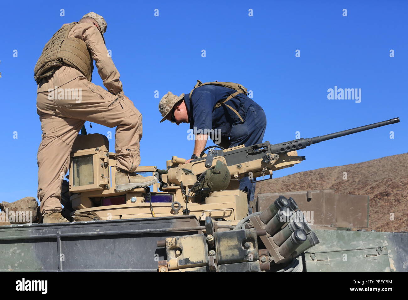 Gunnery qualification m1a1 abrams main battle tank hi-res stock ...