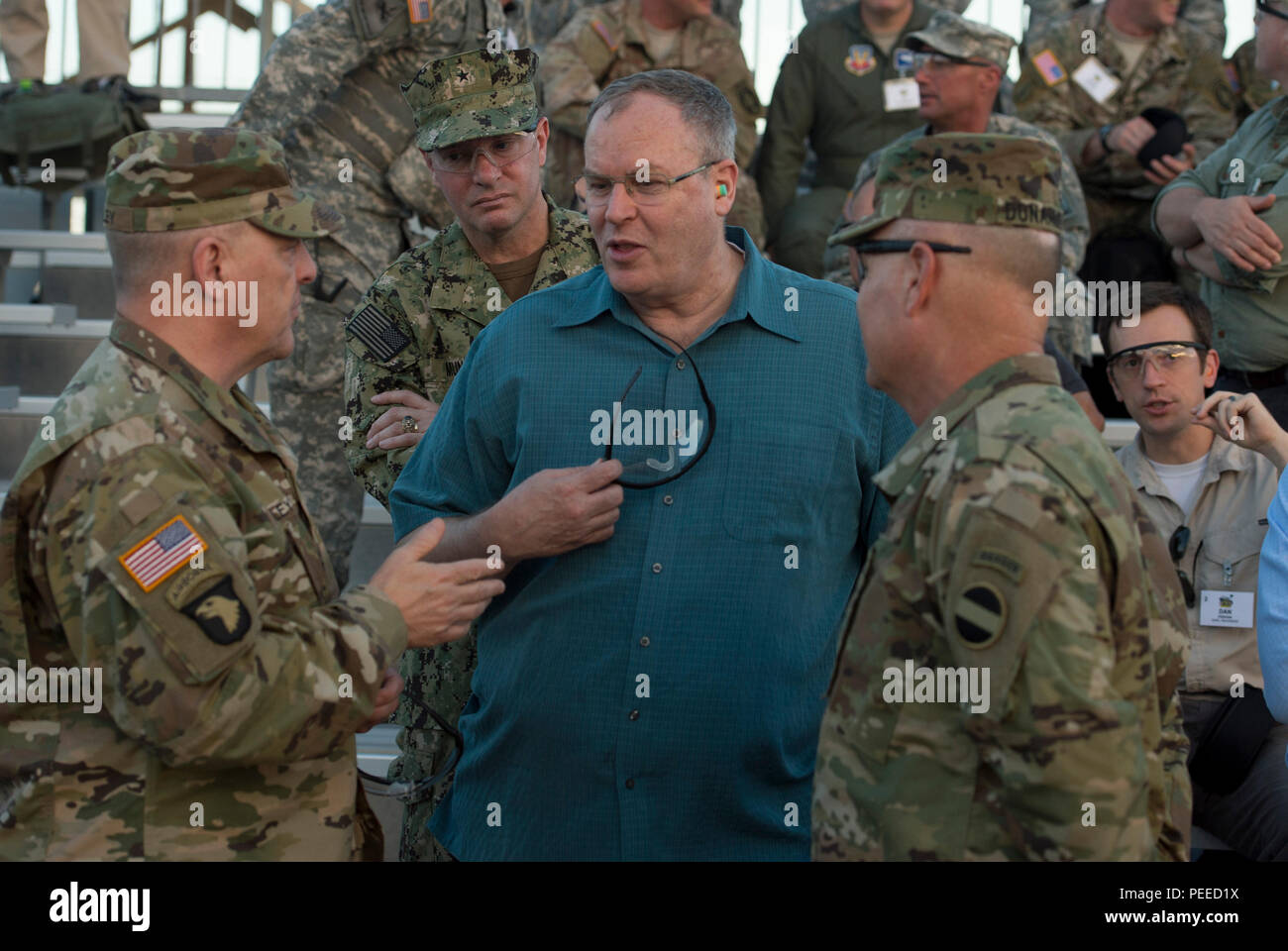 Deputy Secretary of Defense Bob Work speaks with Gen. Mark Milley ...