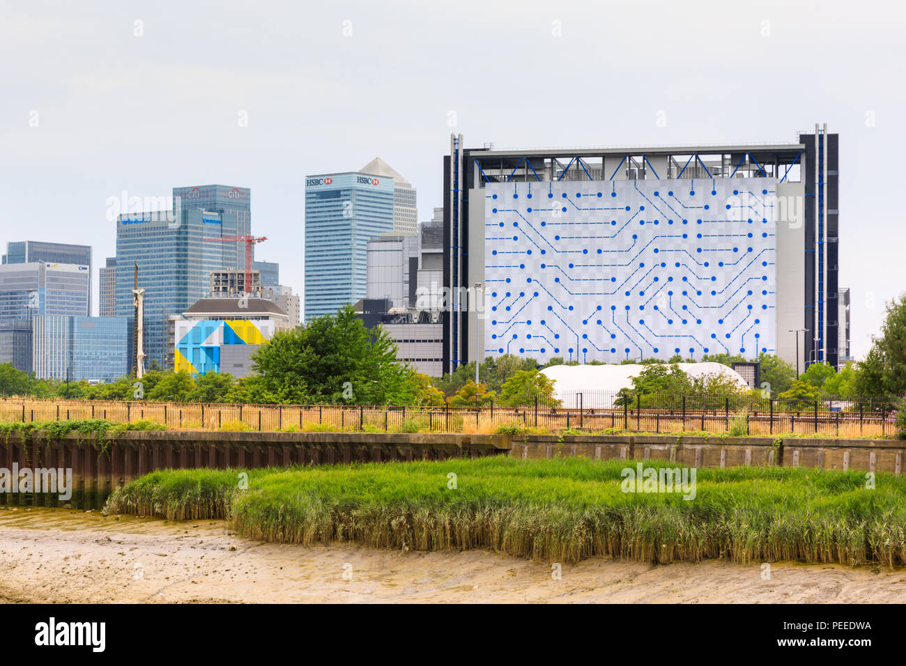 Data centre architecture hi-res stock photography and images - Alamy